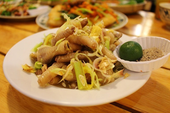 Giải đáp: Ăn chân gà có tác dụng gì?: Gậm Chân Gà - Các Món Ngon Từ Chân Gà